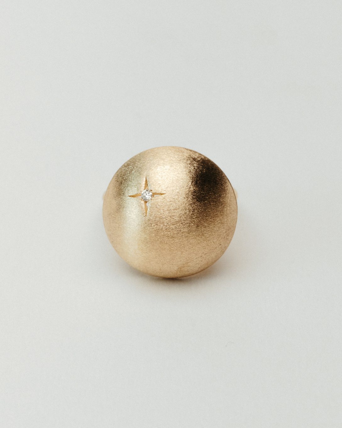 Large yellow gold diamond globe ring | Abulil